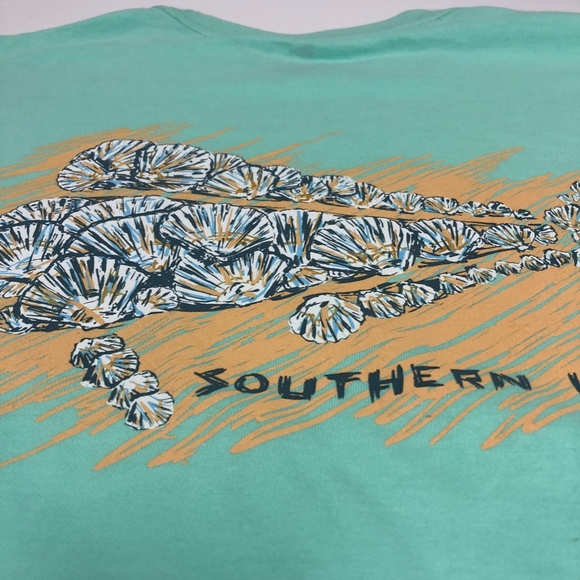 Southern Lure | Tops | Sl Preppy Short Sleeve Tshirt Mint Size Medium ...